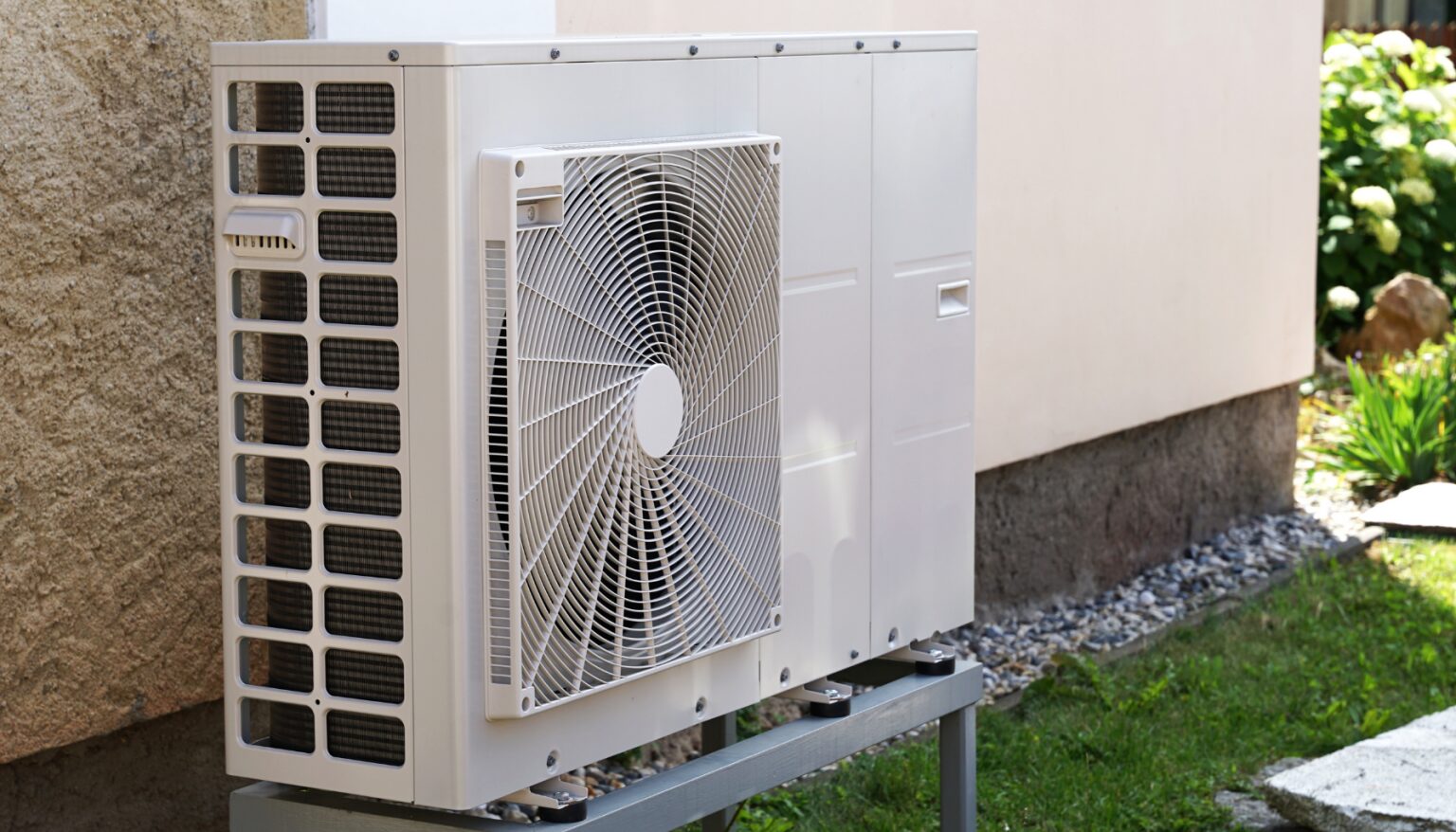 How To Choose The Best Heat Pump Brand For Your Home? | Renewable ...